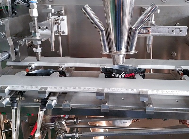 Horizontal Premade Bag Zip Pouch Powder Packing Machine